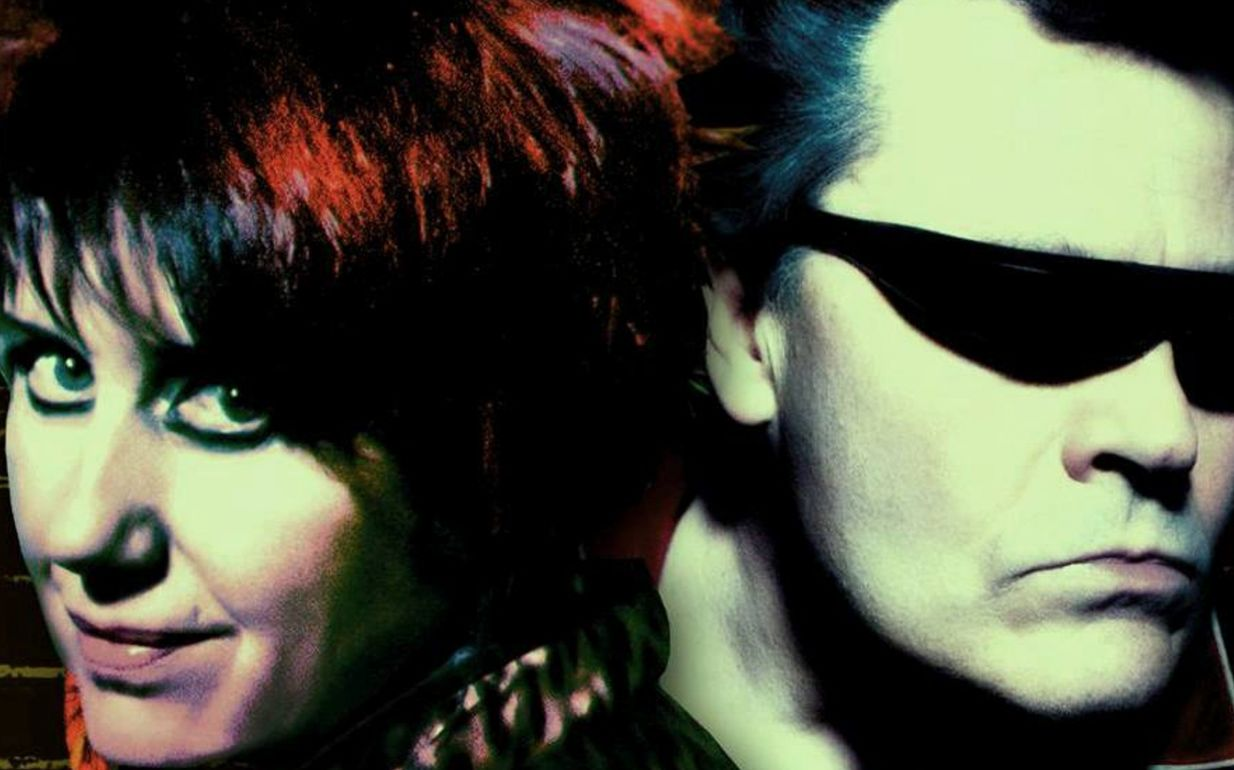 The REVILLOS – ” Stratoplay “ | The Fat Angel Sings